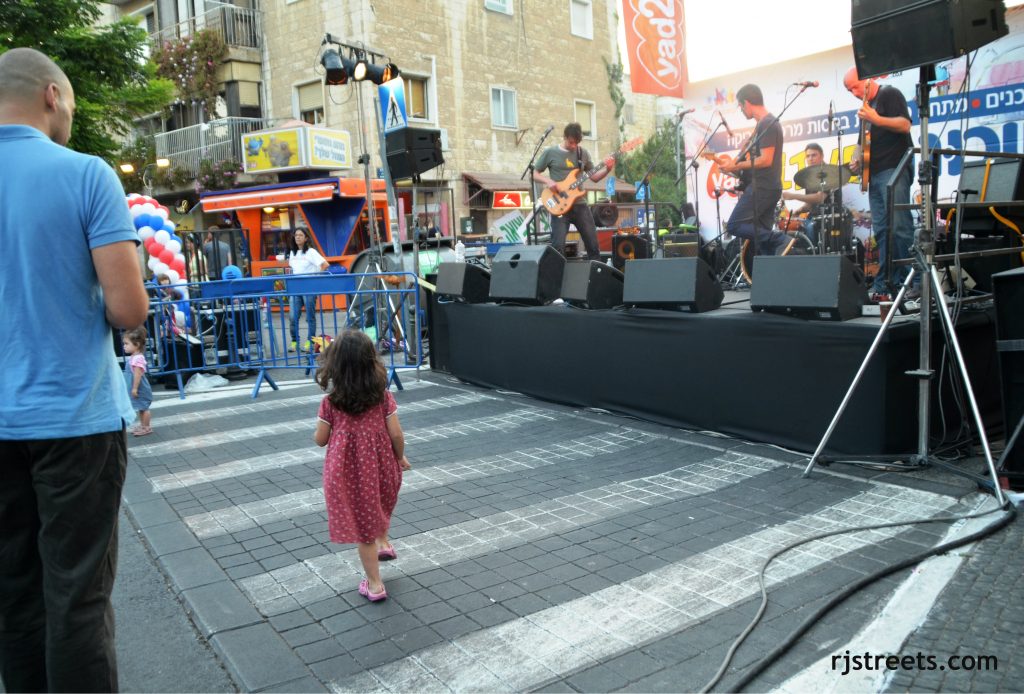 Did You Hear about Jerusalem’s Emek Refaim Street? – The Real Jerusalem ...