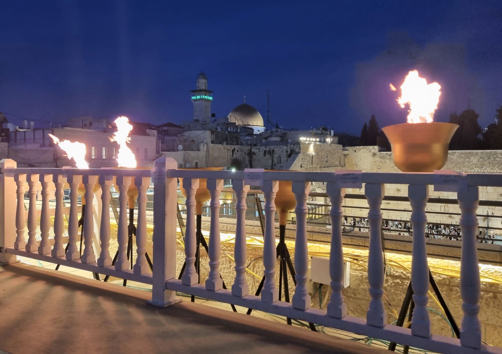 chanukah celebration – The Real Jerusalem Streets