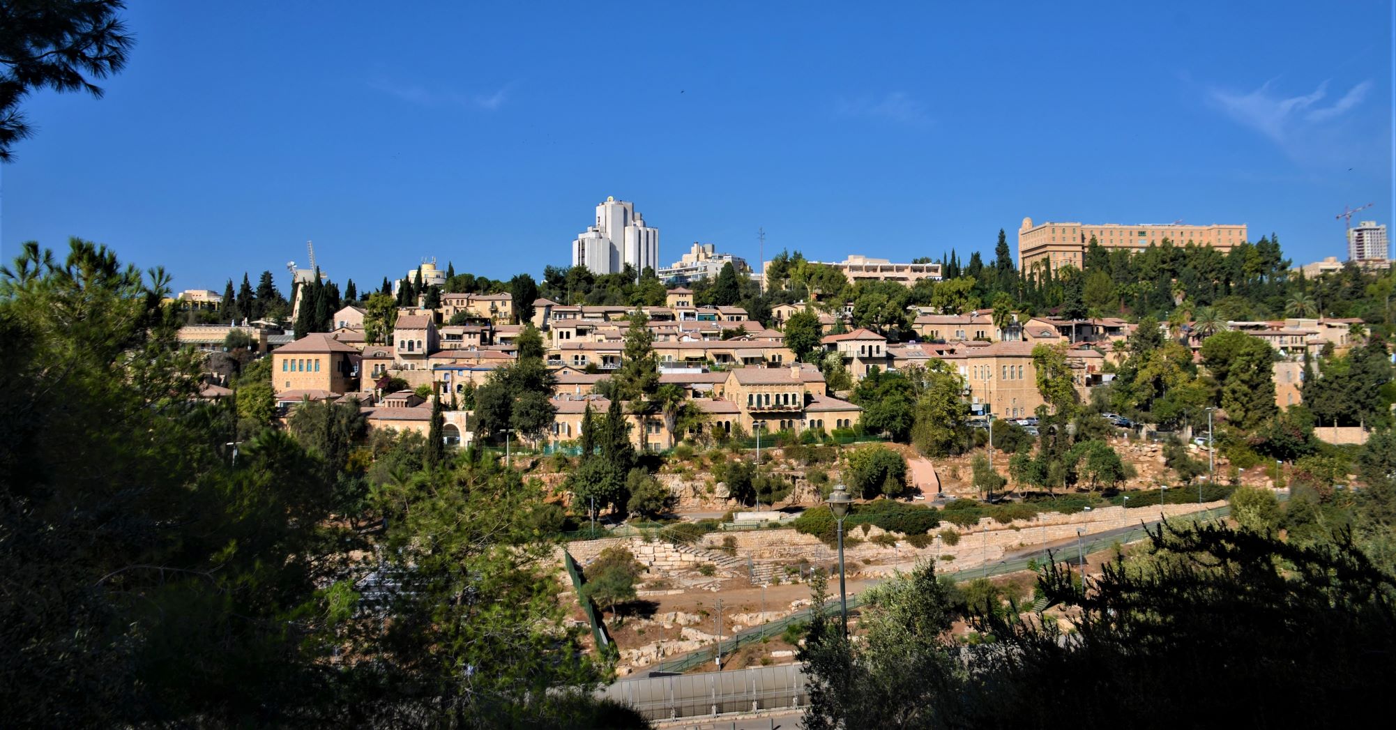 Jerusalem Colors and Crowds of Sukkot – The Real Jerusalem Streets