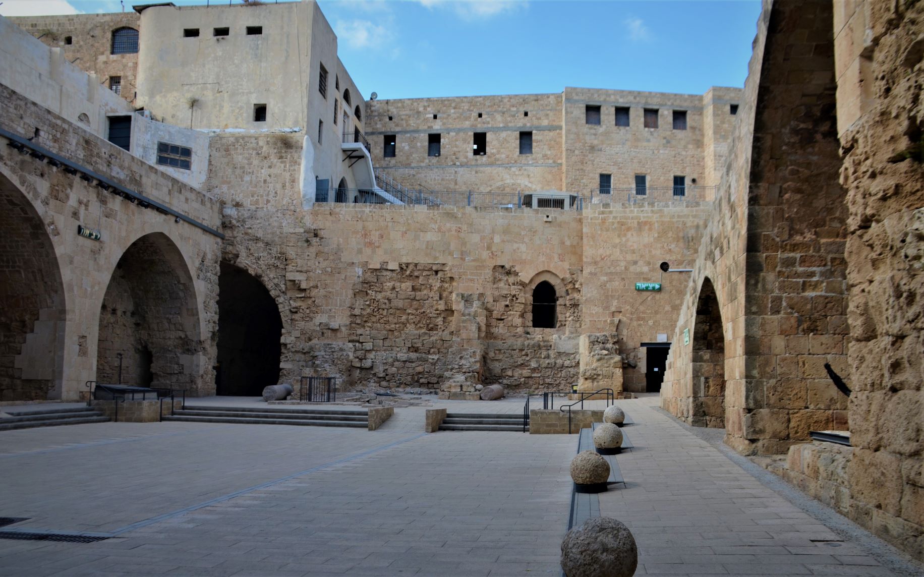 Ancient Akko’s Crusader Fortress – The Real Jerusalem Streets